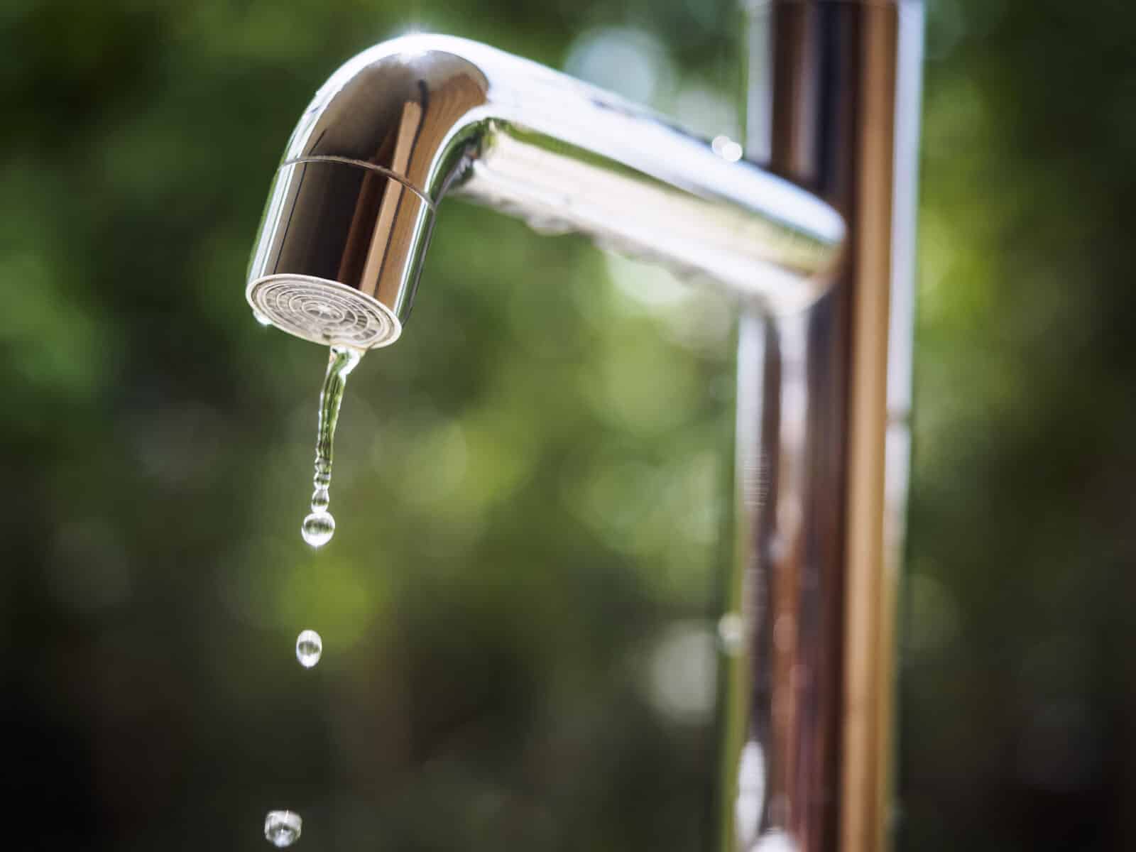 Low Flow Fixtures Top Benefits And Savings Explained Emergency